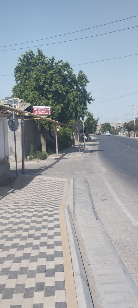 Sergili rayon xonabot uy sotiladi
