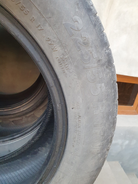 Продам Шины continental 225 55 R17 состояние на фоте можете посмотреть