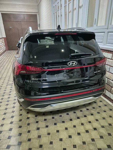 Hyundai santa fe 3.5 пробег 9 500 уе гв 2021