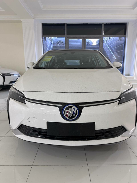 Срочно Электромобил BUICK VELITE 6 
сотилади. Наличида бор