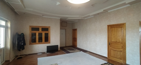 Hovli sotiladi Limanariyada