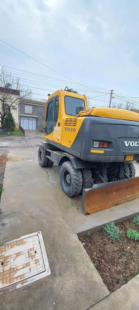 Экскаватор VOLVO 130.