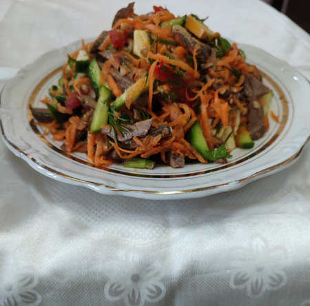 Tovuqli va Go'shtli salat
