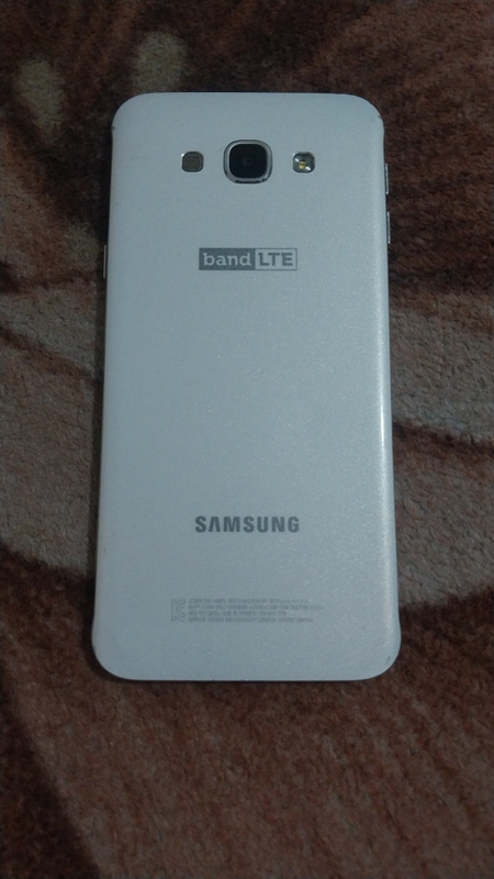 Samsung A8 sotiladi