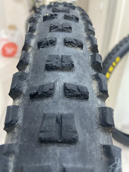 Шины 27,5 Maxxis Minion DHF и High Roller 2