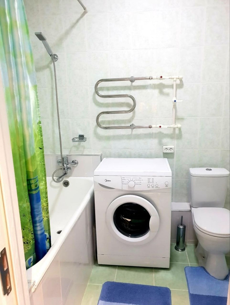 Сдаётся 2 комнатная, Глинка.