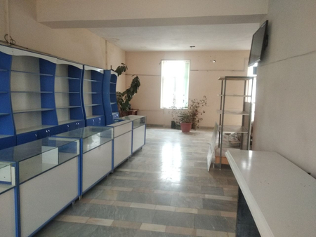 Хамма шароит бор. сентрда жойлашган.