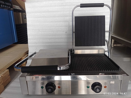 Toster (2 talik). Non uchun grill. Panini grill. Тостер (2 шт.). Гриль