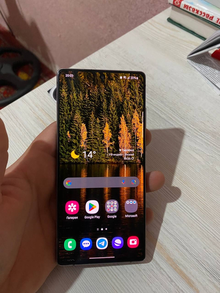 Samsung note 20 256/16