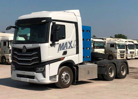 Тягач Howo Max 6x4 CNG