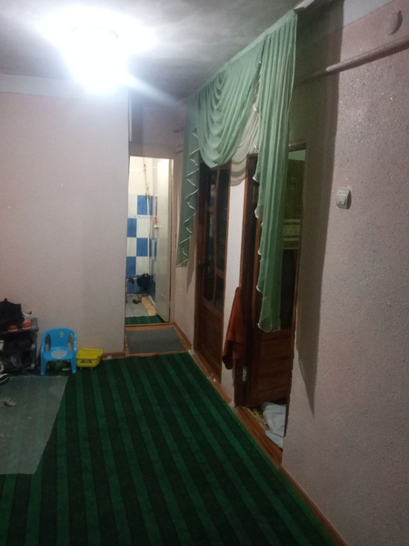 Uy sotiladi 3 xonali