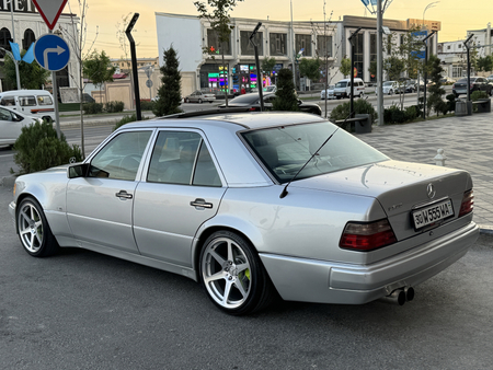 Продаётся Mercedes Benz W124