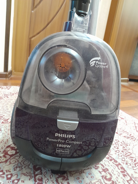 Продается Пылесос Philips