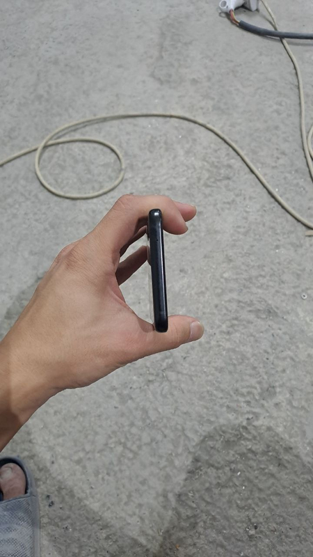 Samsung z flip 3 5G 256gb sotiladi yoki obmen