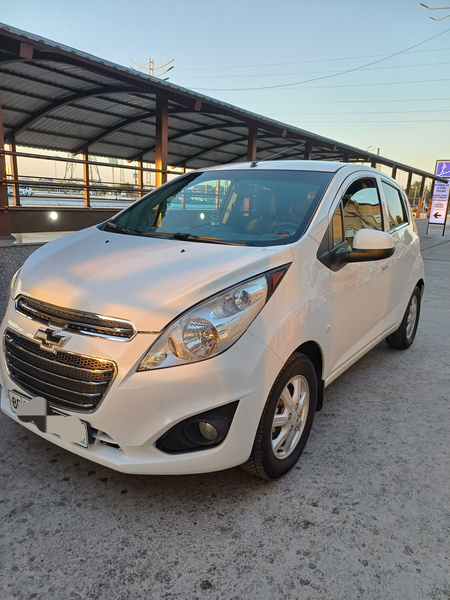Chevrolet spark ls 16/17