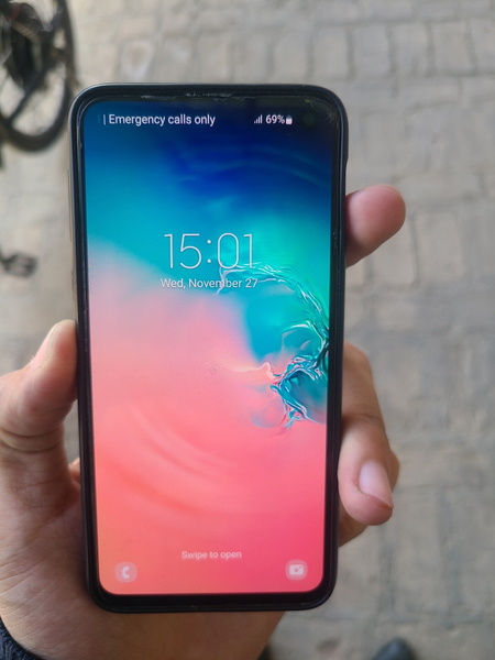Samsung s10e 128/6 Vietnam