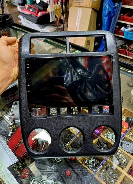 LADA PRIORA Ramka Android manitor