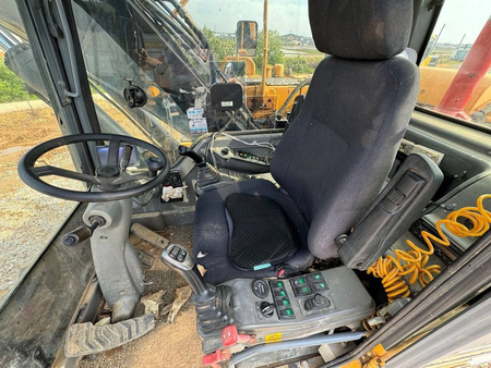 Excavator Volvo EW 145