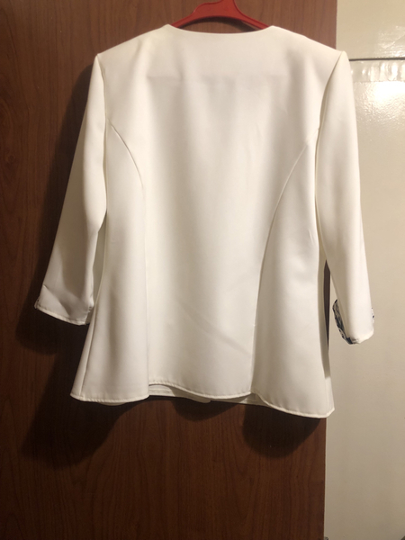 Продам нарядный батник/кофту
