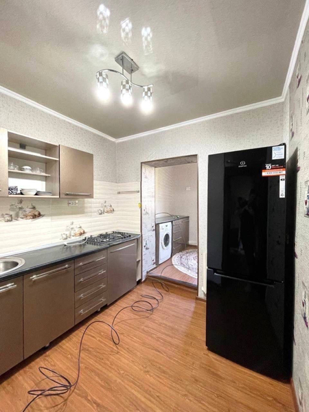 Продажа 1/4/4 Максим Горький 42м2 Балкон 2х6