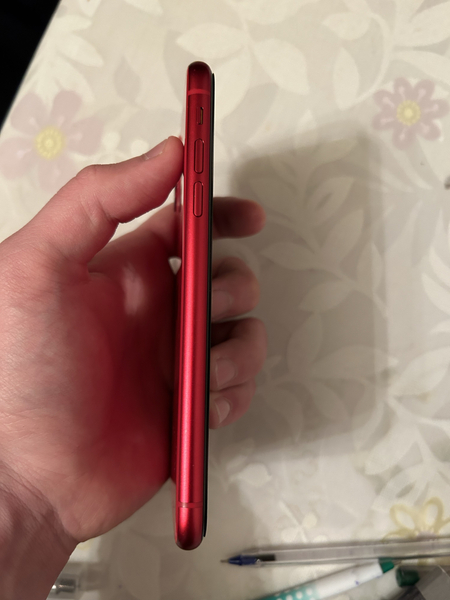 Iphone 11 red 64gb