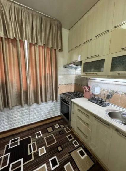 Продаётся 2в3/3/5 на Кушбеги балкон 2/6 ор р Азия