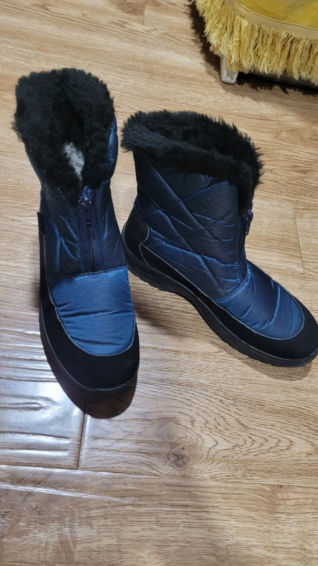 Продаются сапоги