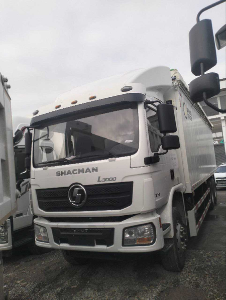 Shacman FURGON 9m va 7.5 m