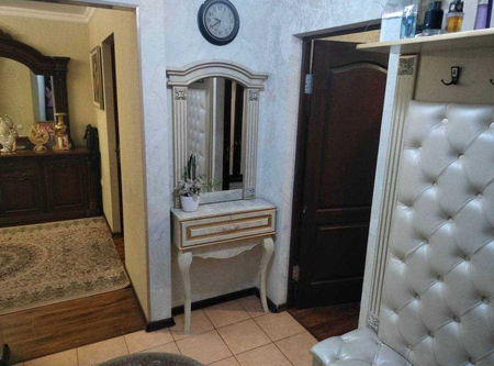 М.Горький 3х комнатная Срочно  ББ154362
