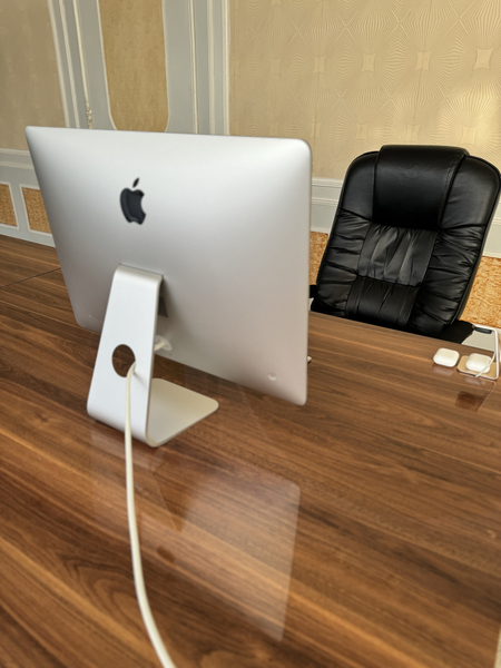 Компютер iMac 1 терабайт оффислар еки бошка жойларга ишлатиш учун зур