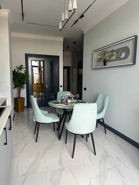 Двушка с новым ремонтом и упаковкой на Шота Руставели в Royal house!`