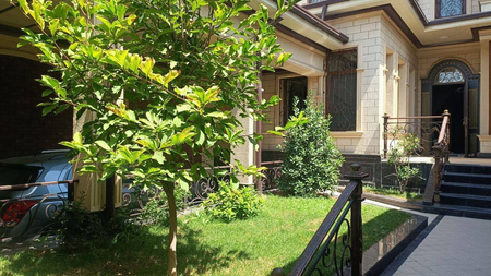 ПРОДАЕТСЯ!!! шикарный дом в самом центре Ташкента