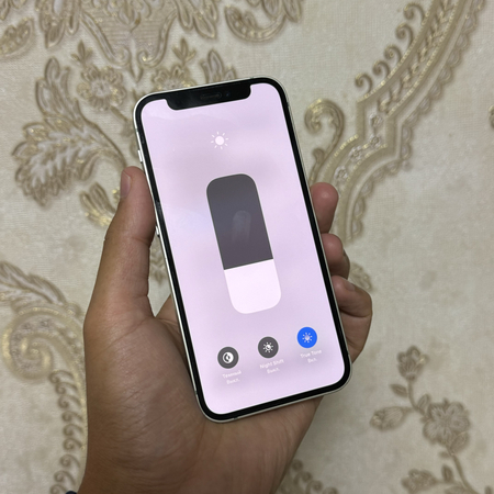 Iphone 12 mini 128gb xolati yaxshi srochno sotiladi