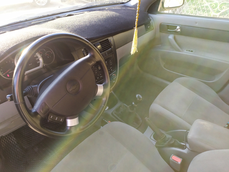 Lacetti 1.8 2013 sotiladi