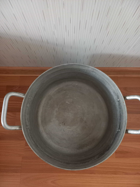 Алюминиевая кастрюля 20 л.