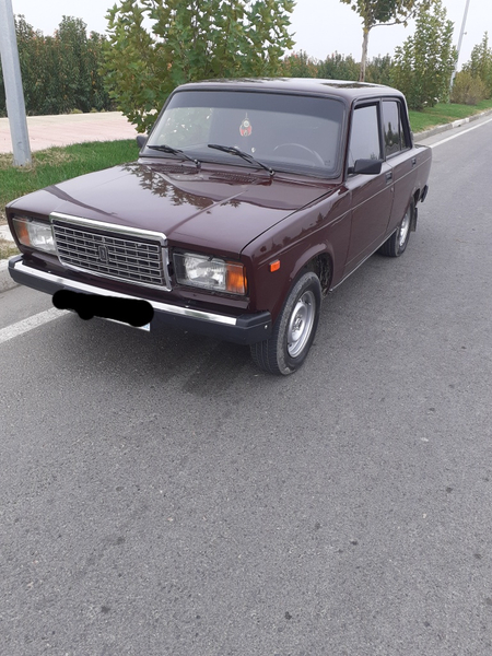 Vaz 2107  sotiladi