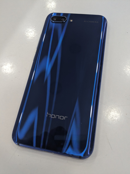 Honor 10 4/64GB Holati yaxshi