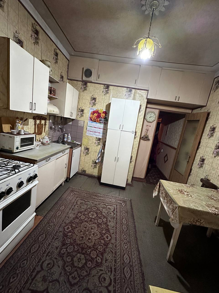 Продаётся 3х комнатная на Карасу -2