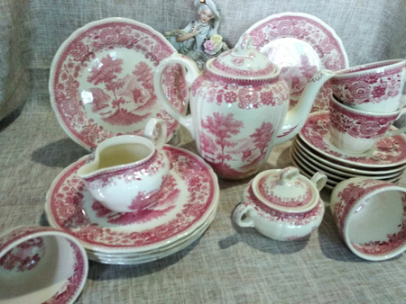 Сервиз ,фарфор известной мануфактуры Villeroy & Bosh
