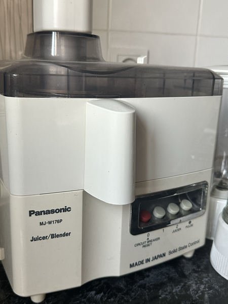 Panasonic модель MJ-W176P Juicer/Blender 3в1 соковожемалка блендер
