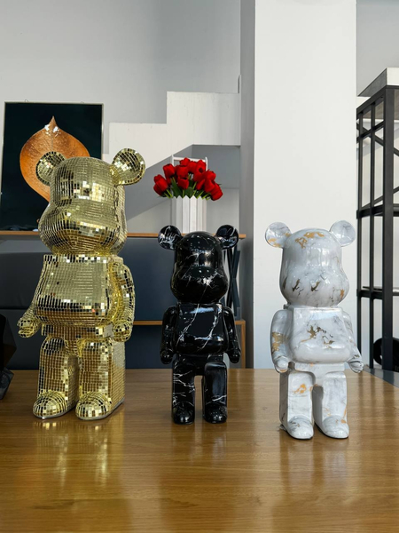 Мишка bearbrick white black