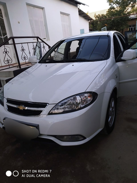 Gentra Elegant Plus 2022 sotiladi