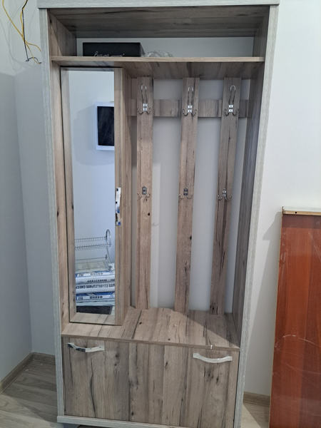Продам срочно прихожую