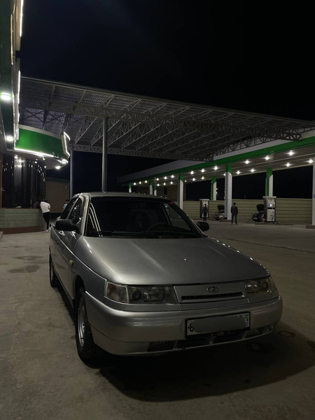 Лада 2110 сотилади