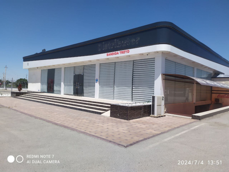 ижарага. здания. берилади. навбахор. пост гаи. олдида. йулни. усти