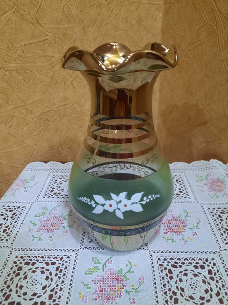 Винтажная, редкая, очень  красивая ваза