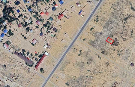No\\\'kis qalasi Jana bazarda maydani 16х25 = 400 kv.m