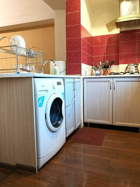Квартира в арендуул. Афросиаб Посольство Кореи 1в2ком/9этаж/9