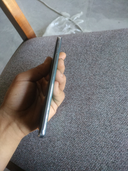 S10 vetnam aybi yo 8/128 ekran tiniq kameralari chotki