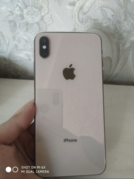 Iphone x s max  xolati ideal